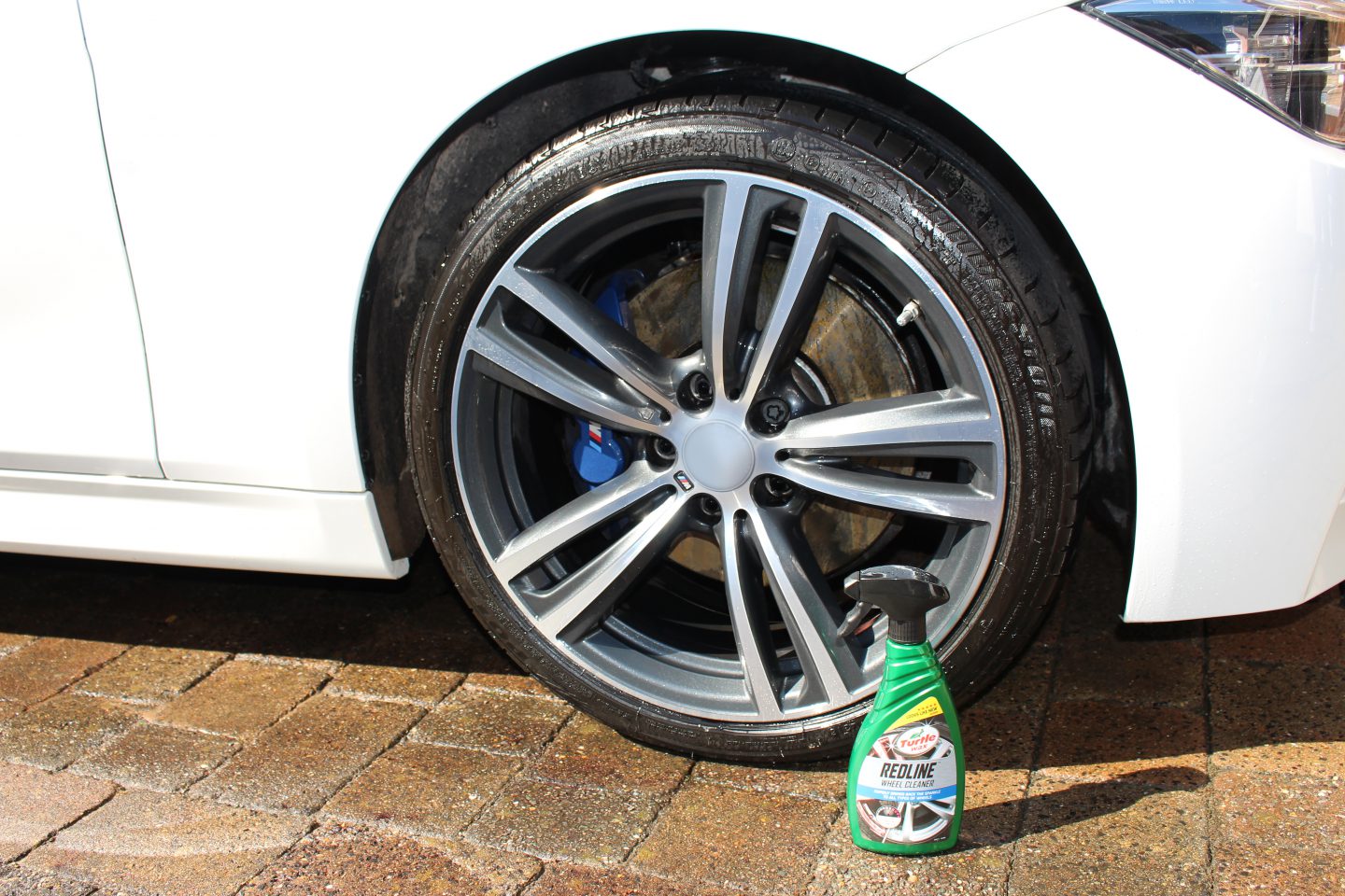 Turtle Wax talks car care tips! - Halfords