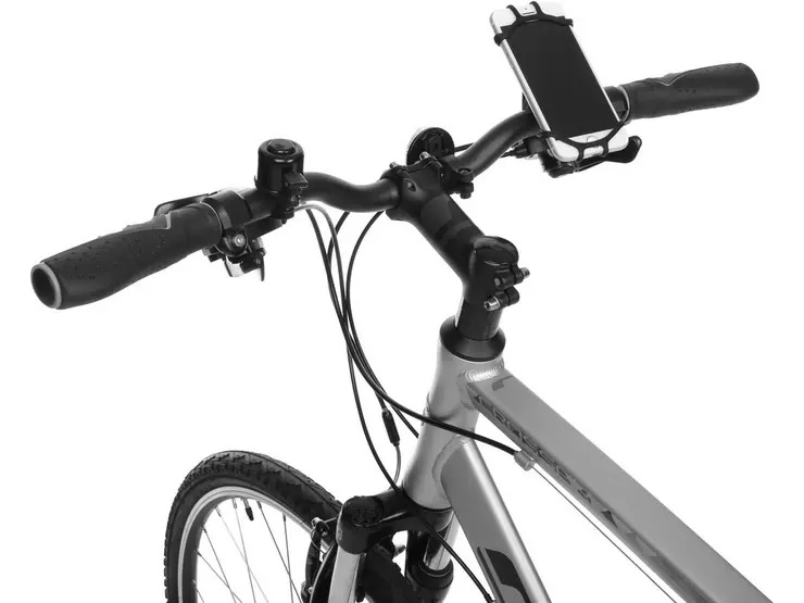 Must-have bike accessories for your cycling day trips - Halfords