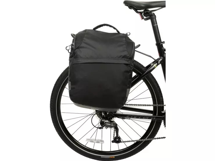 Must-have bike accessories for your cycling day trips - Halfords