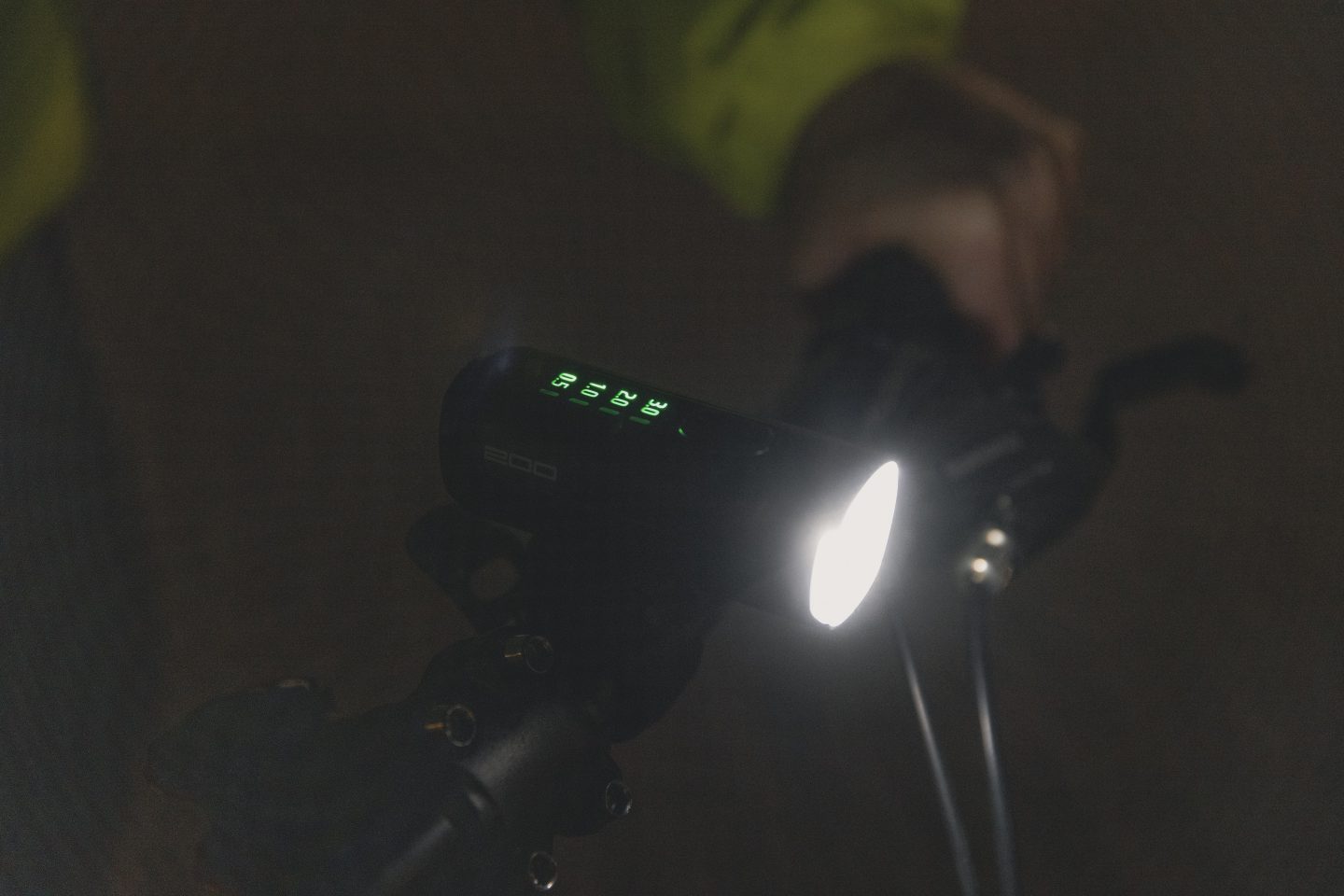 5 tips for choosing the right bike lights and setting them up correctly ...