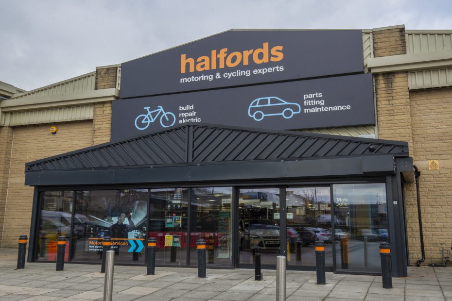 Discover your new-look Halifax store and garage - Halfords