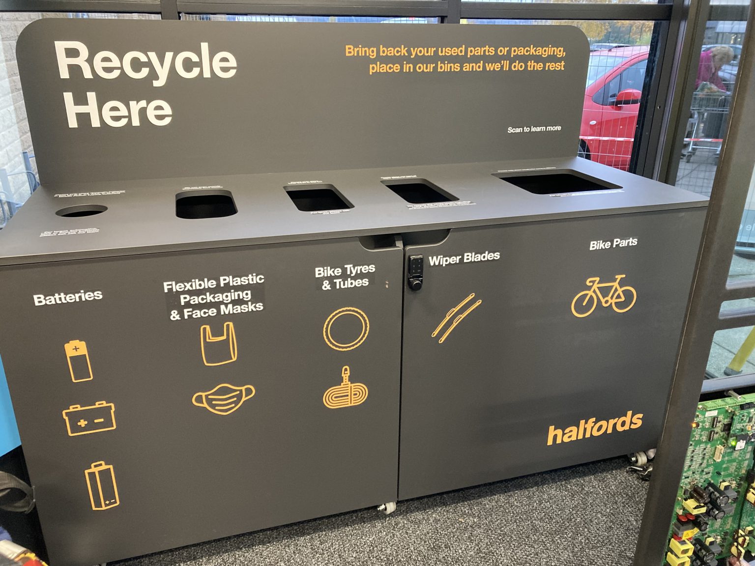 Halfords’ Halifax recycling station - Halfords