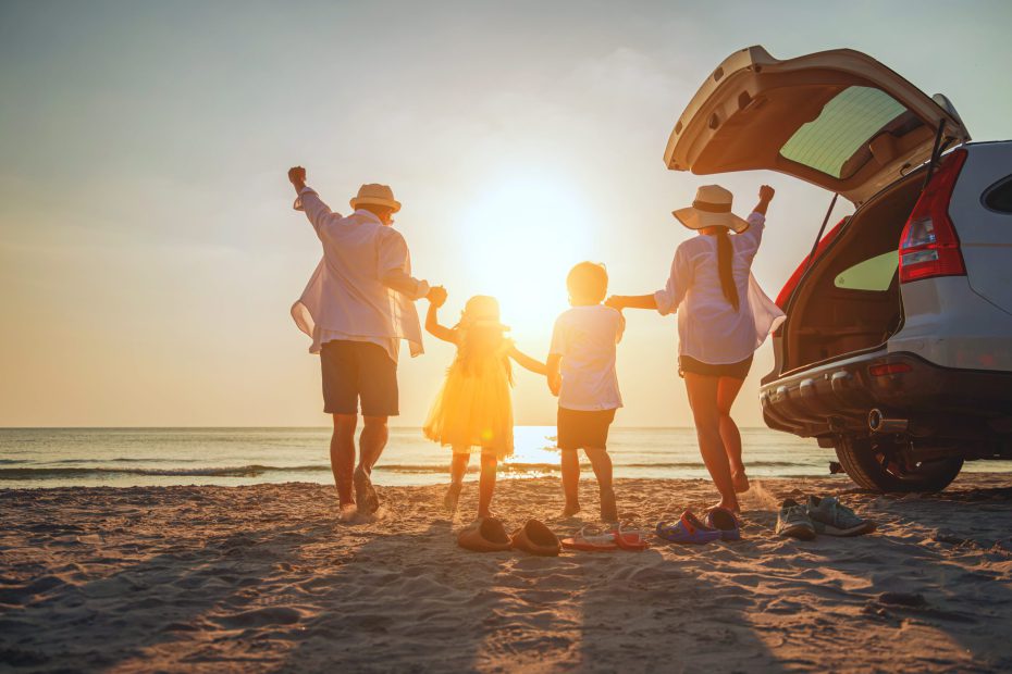 Tips For Travelling Abroad with Kids - Halfords