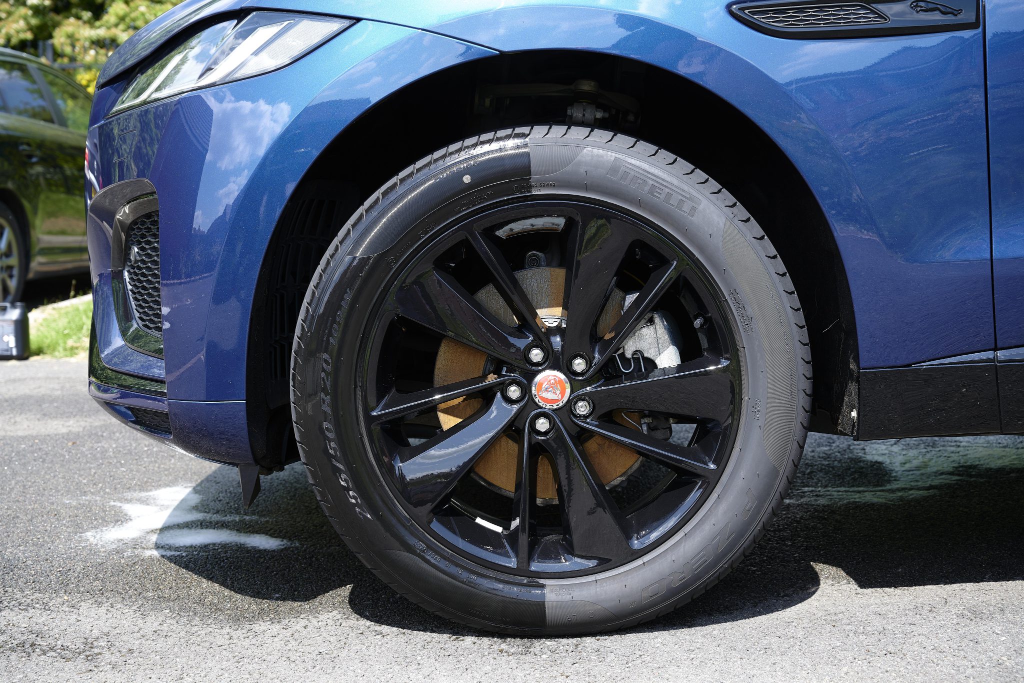 How to Detail Your Car for Less with Halfords Advanced - Halfords