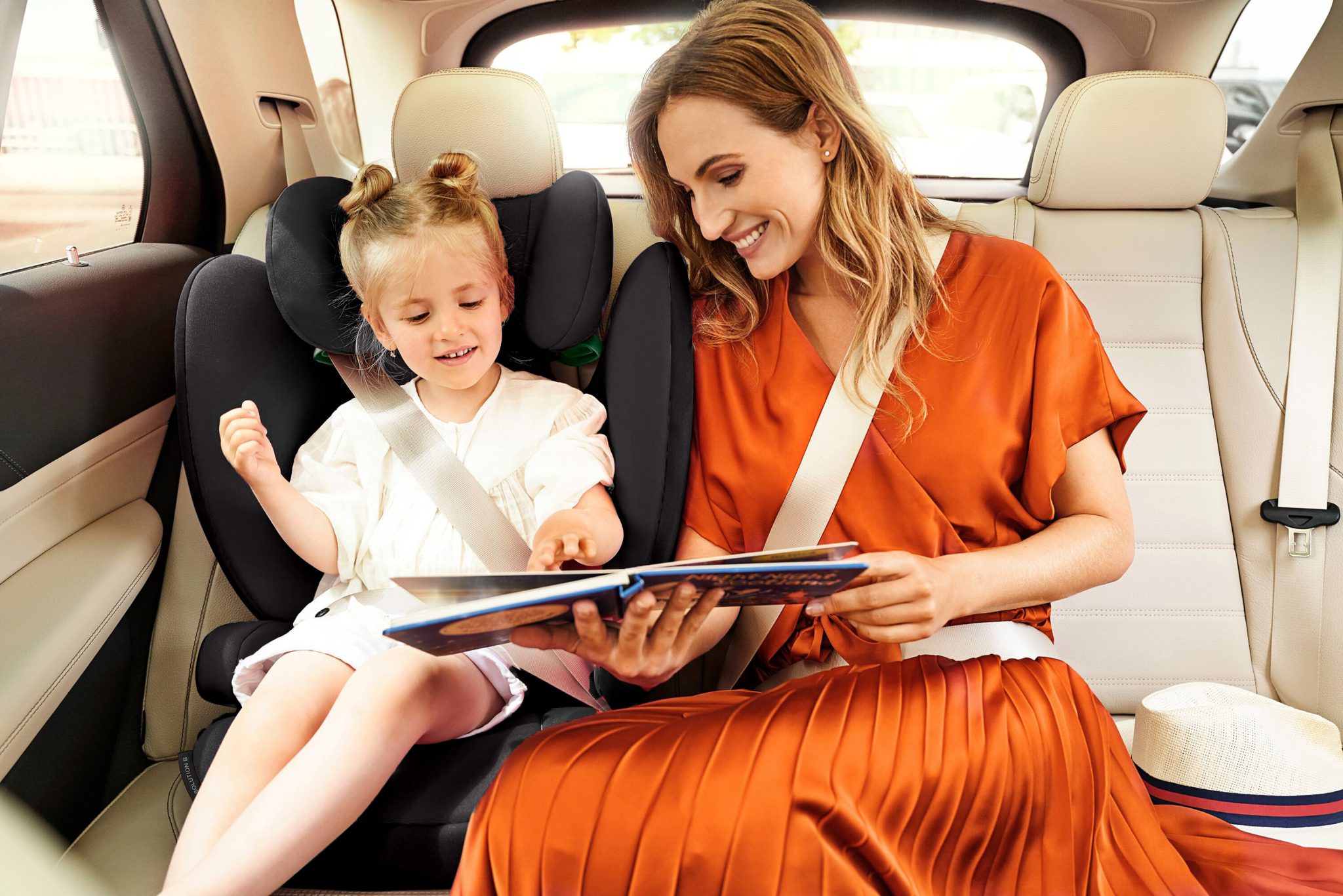 Choosing the right Cybex high-back booster seat - Halfords