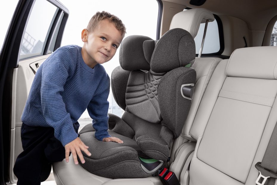 Choosing the right Cybex high-back booster seat - Halfords
