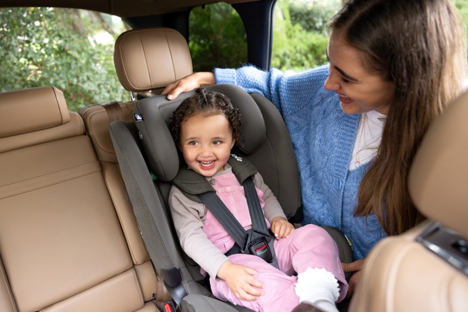 Choosing the Best High-Back Booster Seat with Joie - Halfords