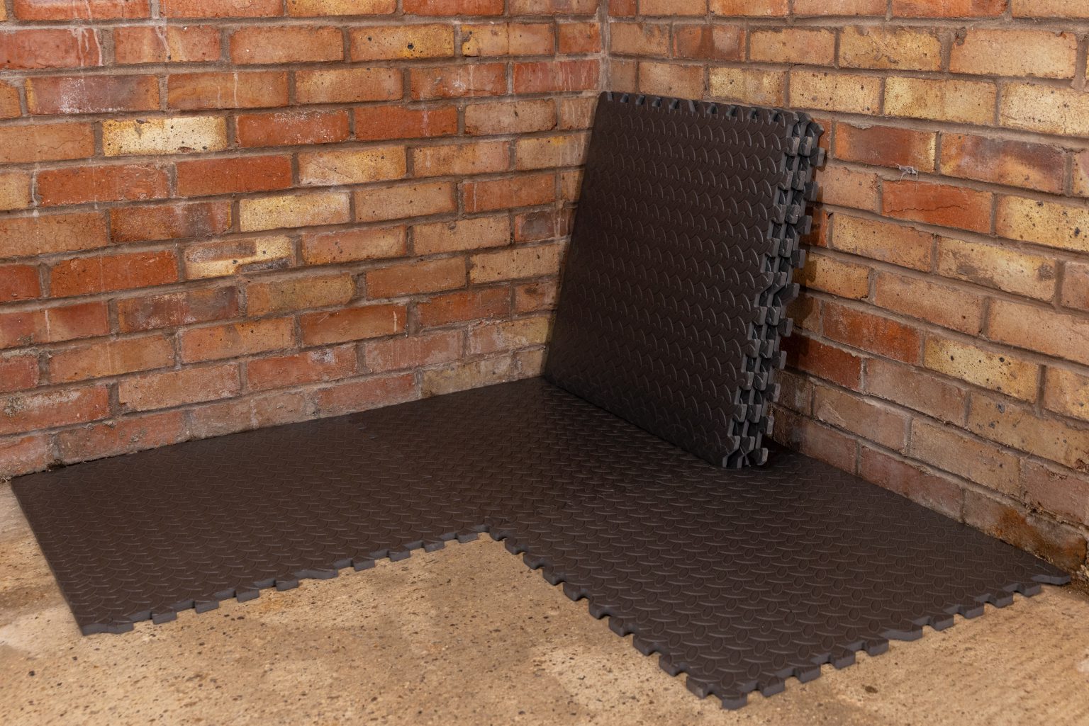 GARAGE STORAGE SOLUTIONS TO HELP MAXIMISE SPACE - Halfords