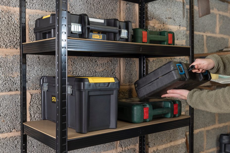 GARAGE STORAGE SOLUTIONS TO HELP MAXIMISE SPACE - Halfords