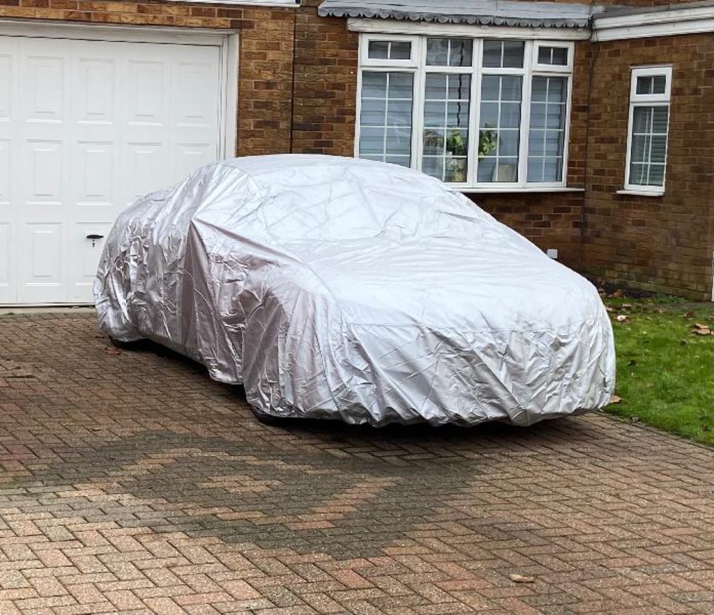 How to protect your car interior from the sun - Halfords